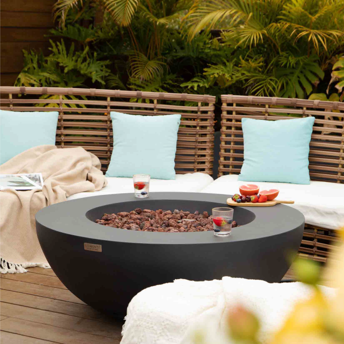 Aurora Fire Table – Flame Corner